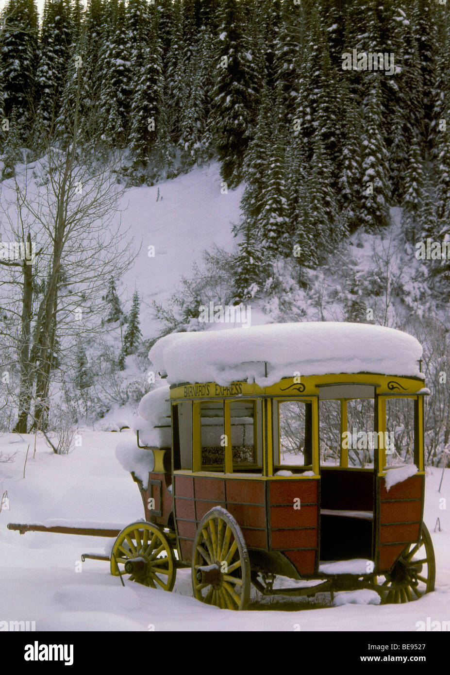 Stagecoach snow hi-res stock photography and images - Alamy