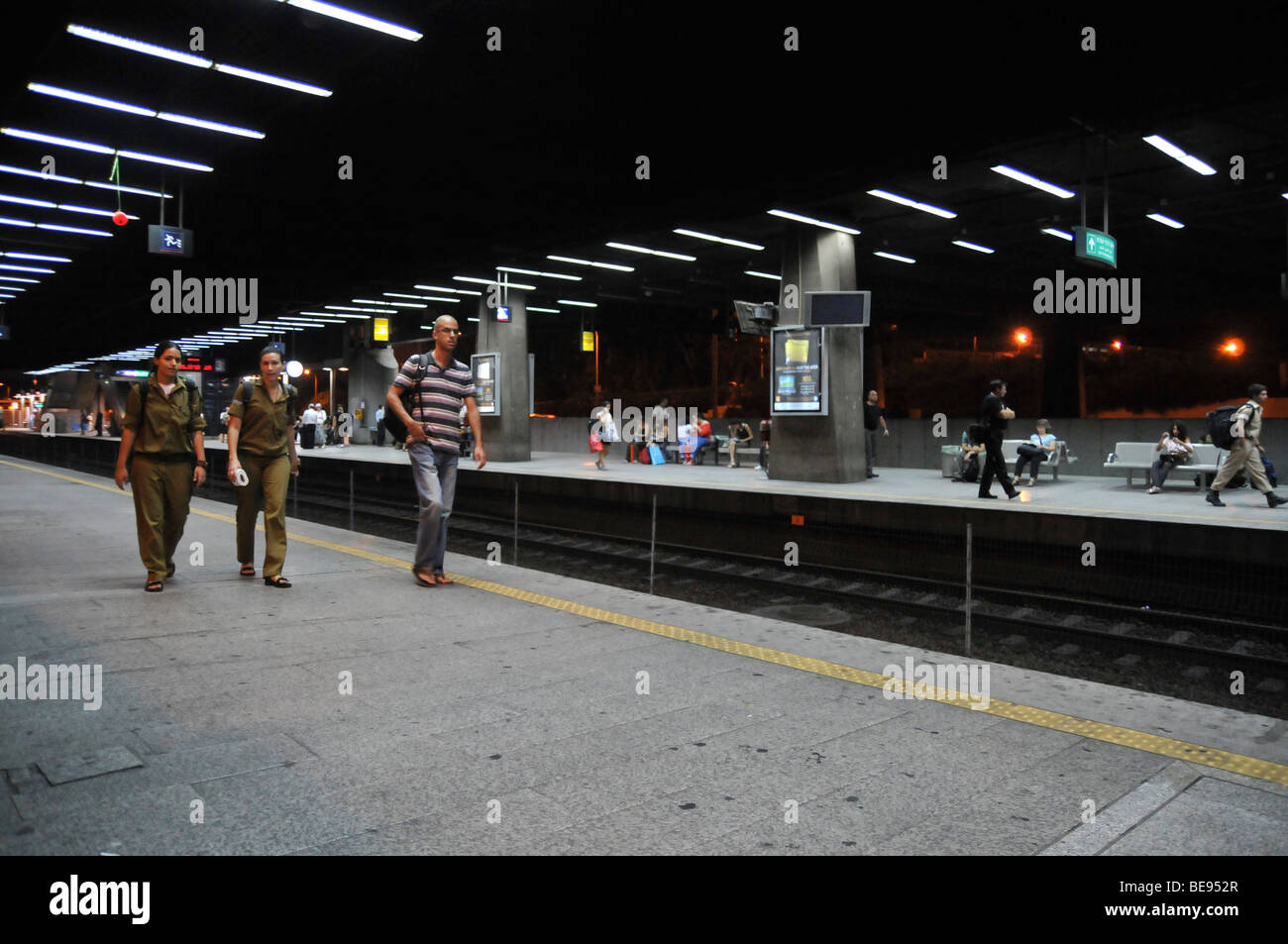 Tel aviv israel public transport hi-res stock photography and images ...