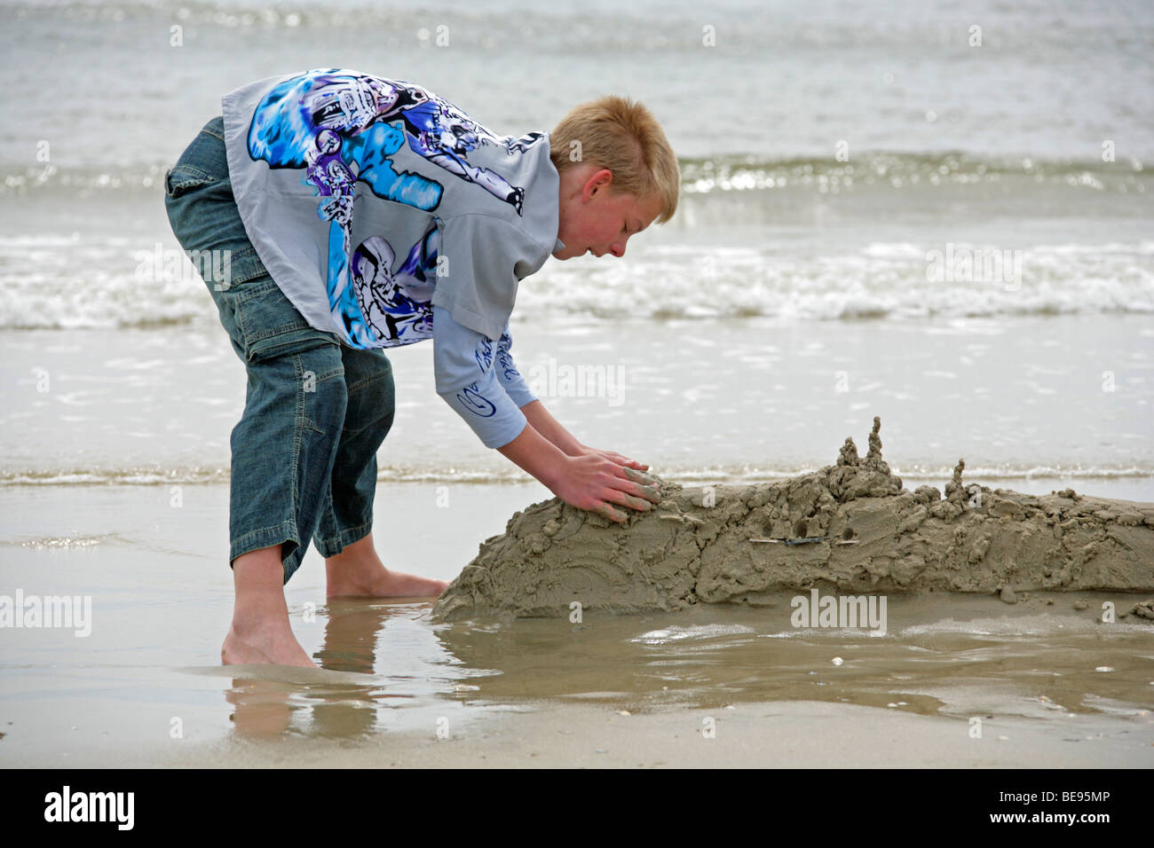 A sandcastle hi-res stock photography and images - Alamy