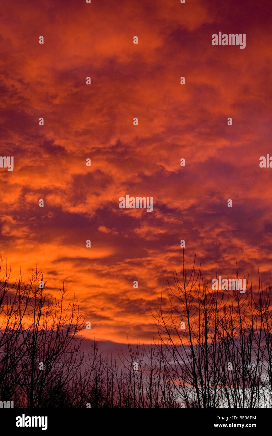 Dark red clouds red sunset hi-res stock photography and images - Alamy