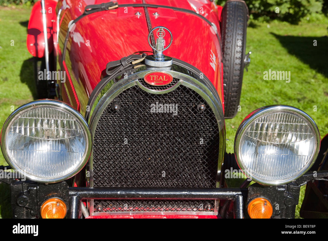 Bugatti car grill hi-res stock photography and images - Alamy