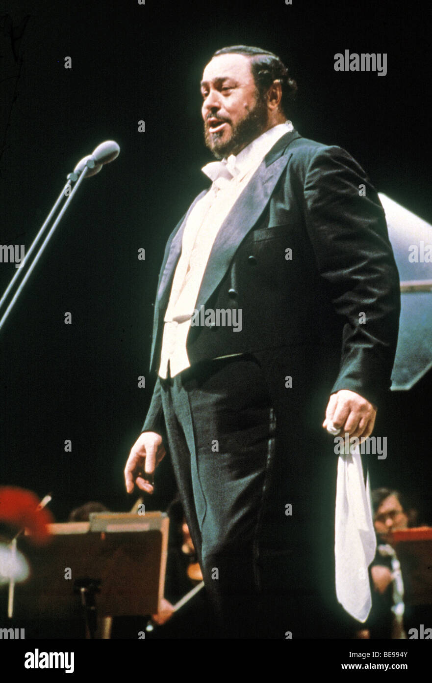 LUCIANO PAVAROTTI - Italian operatic singer Stock Photo - Alamy