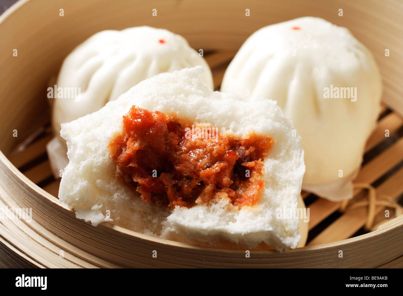 Bao bun hi-res stock photography and images - Alamy
