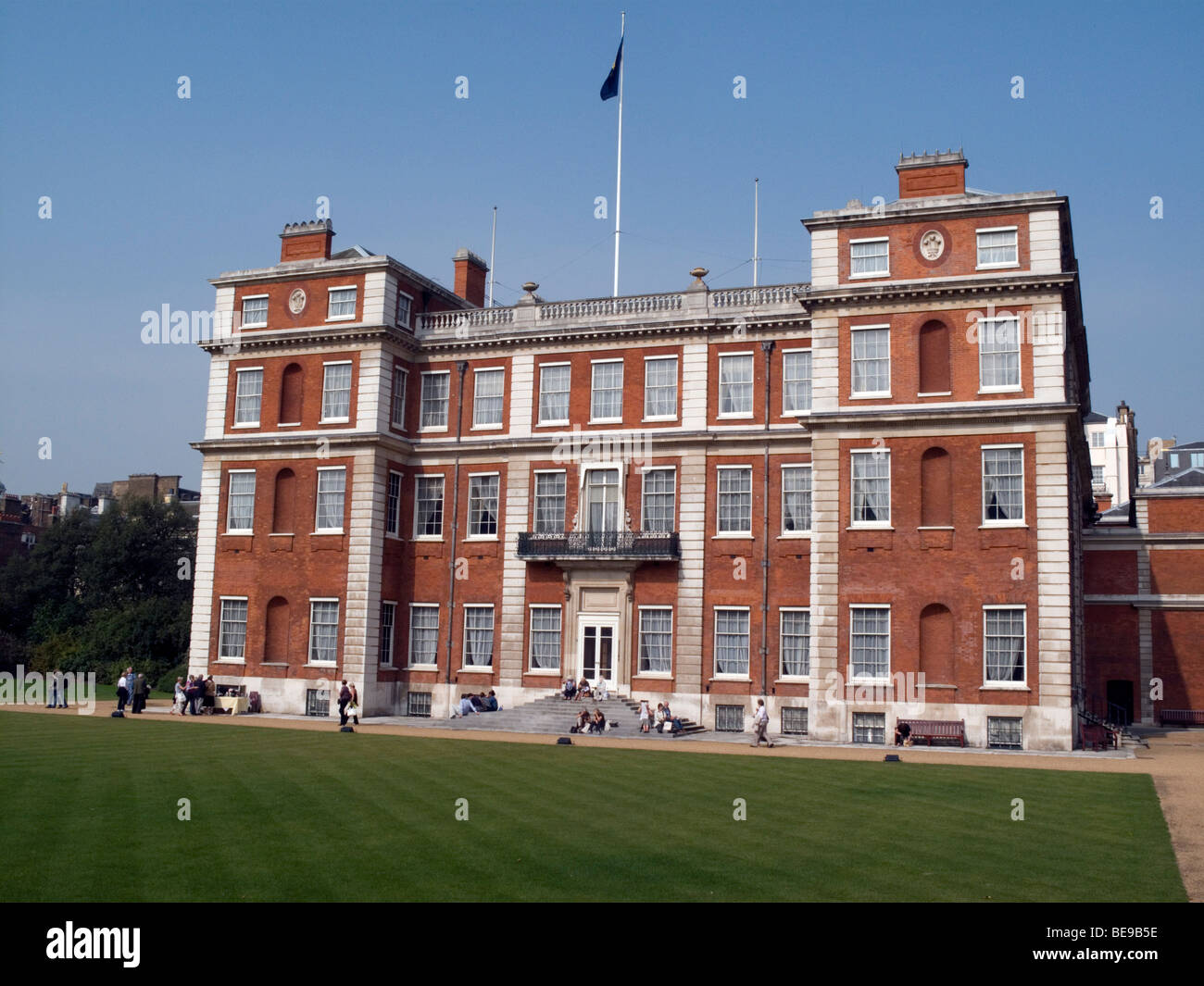 Lancaster House London High Resolution Stock Photography and Images - Alamy