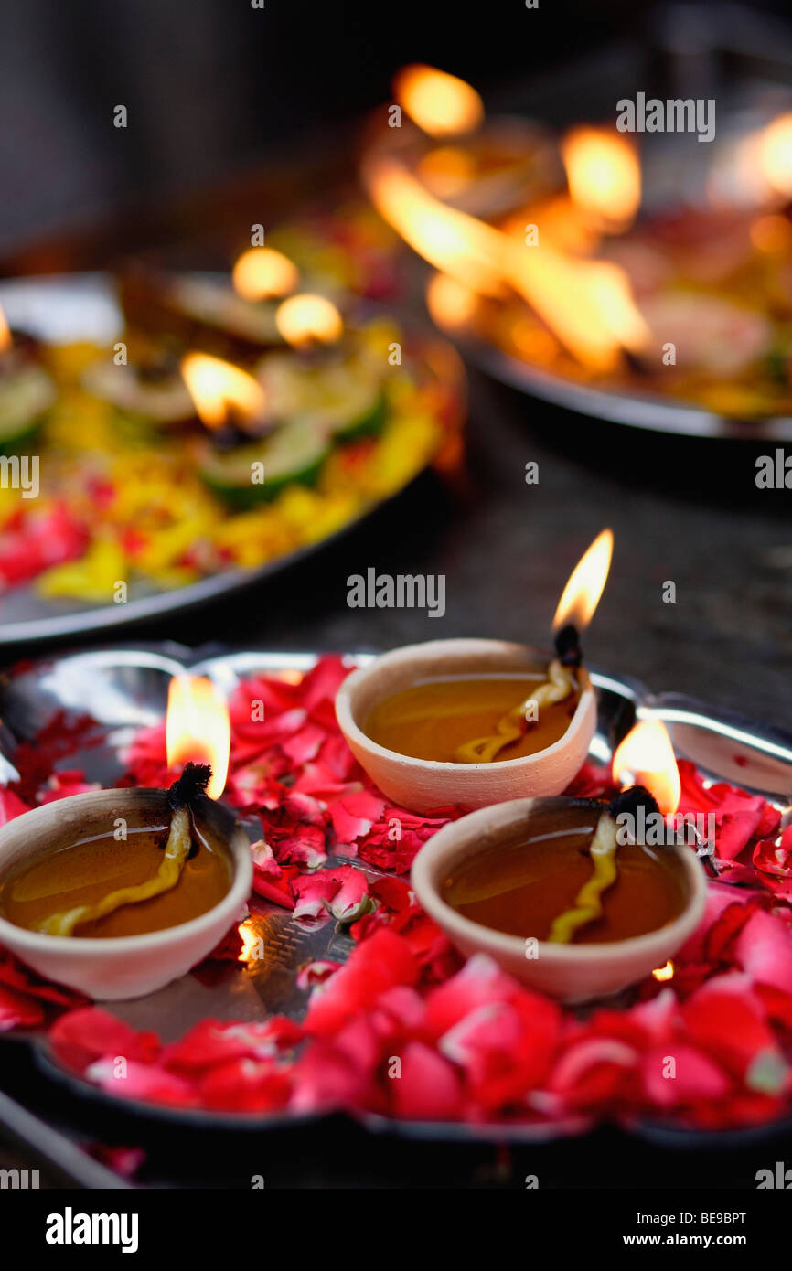 Deepavali hi-res stock photography and images - Alamy