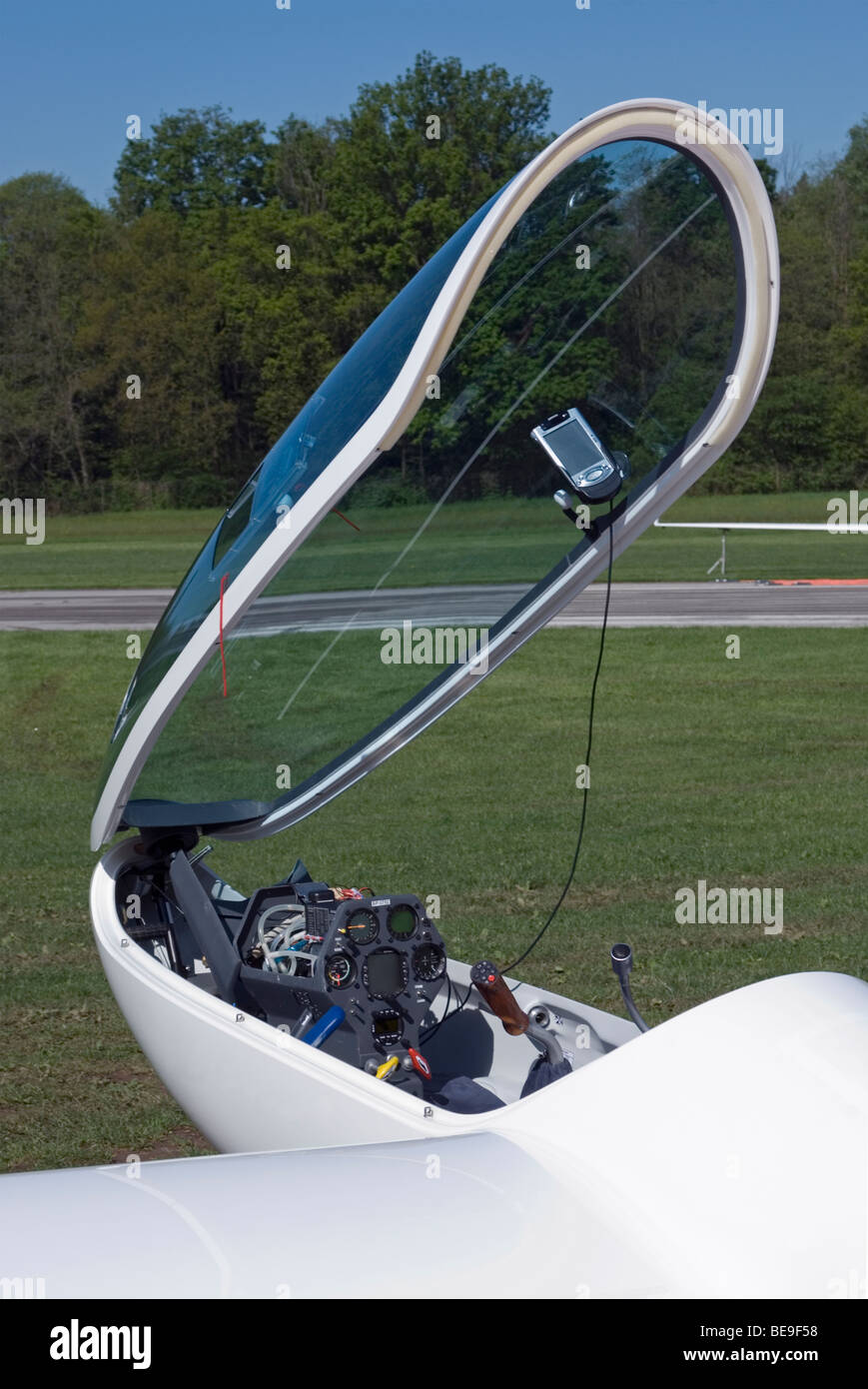 Open cockpit hi-res stock photography and images - Alamy