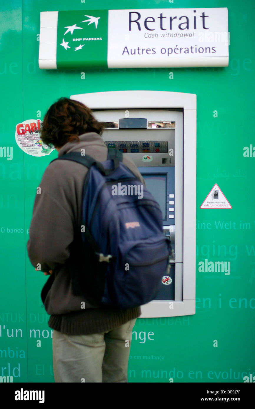 Bnp paribas logo hi-res stock photography and images - Alamy