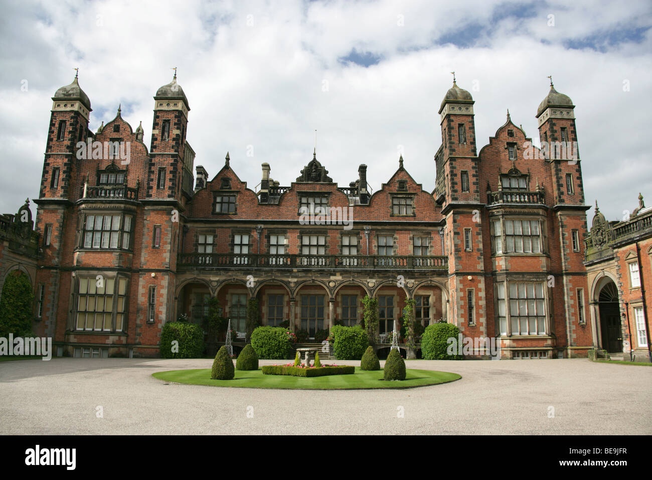 Jacobethan Architecture