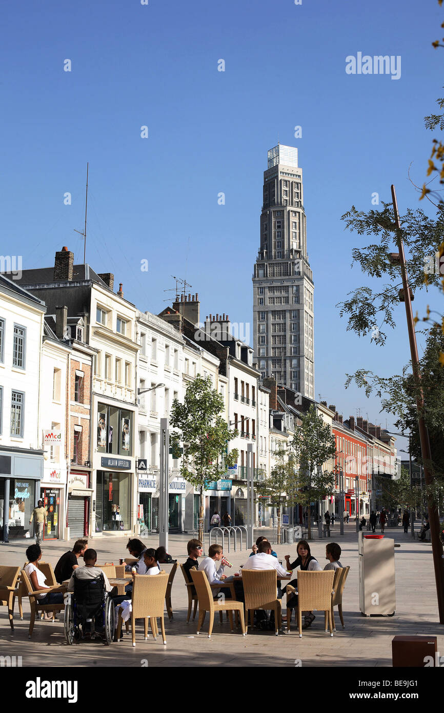 Amiens (80) : "Place Goblet" square Stock Photo - Alamy