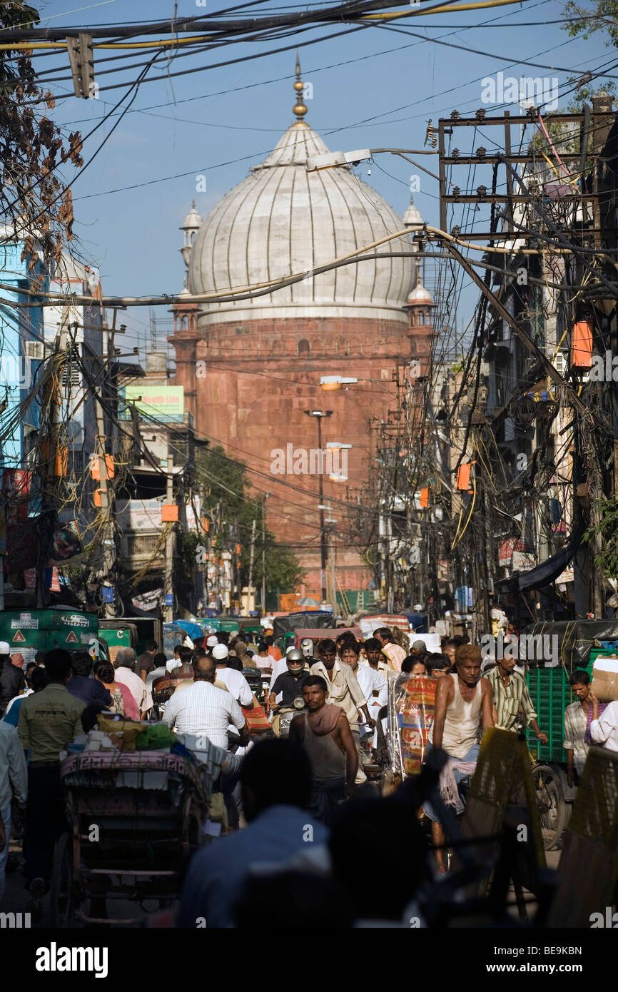 Congested streets rickshaws hi-res stock photography and images - Alamy