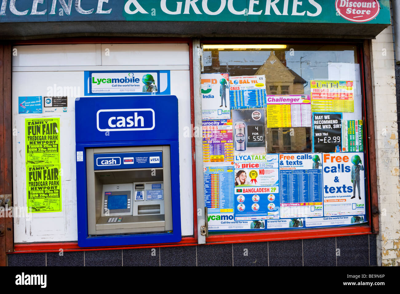 Atm High Resolution Stock Photography and Images - Alamy