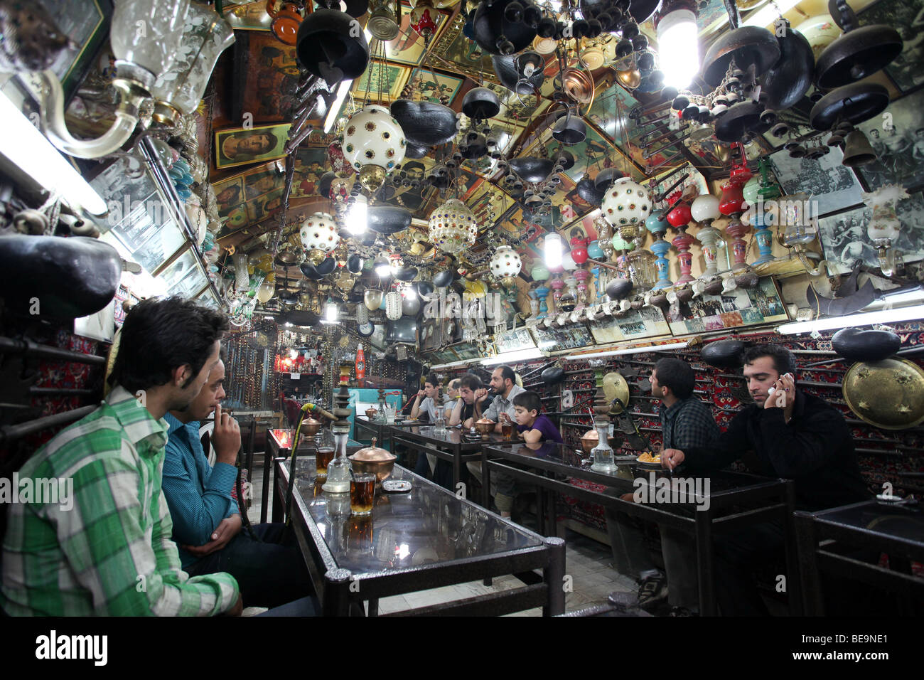 Iran, Isfahan (Ispahan or Hispahan): Tea house Stock Photo - Alamy