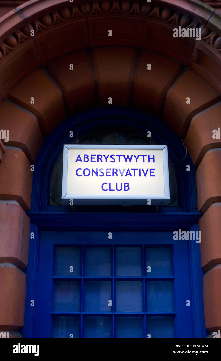 Conservative club hi-res stock photography and images - Alamy