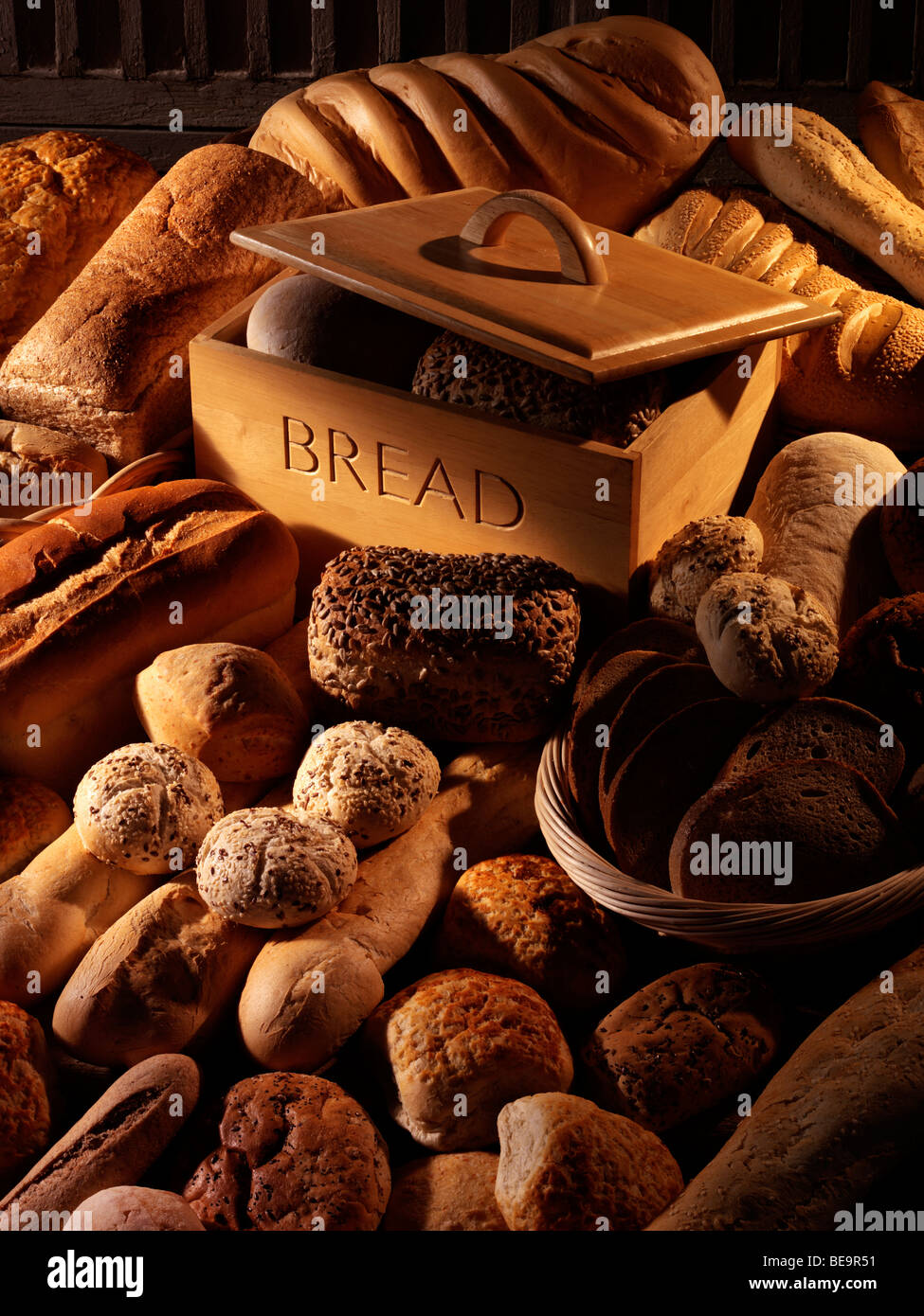 WOODEN BREAD BOX WITH BREAD SELECTION Stock Photo - Alamy
