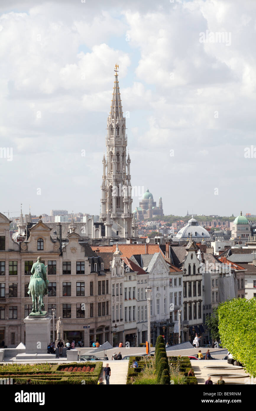 Grand place tourism hi-res stock photography and images - Alamy