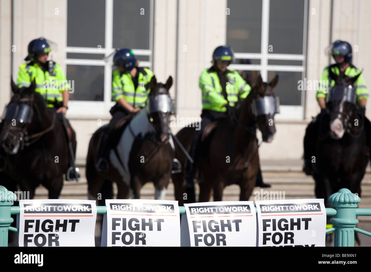 Police horses in riot gear hi-res stock photography and images - Alamy