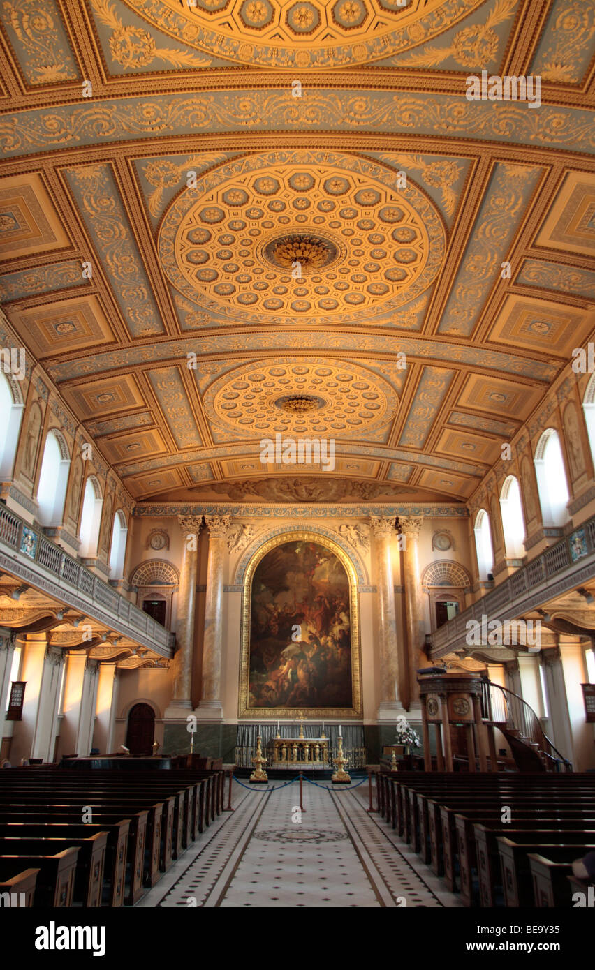 The main aisle and altar of the St Peter & St Paul Chapel, Queen Mary ...