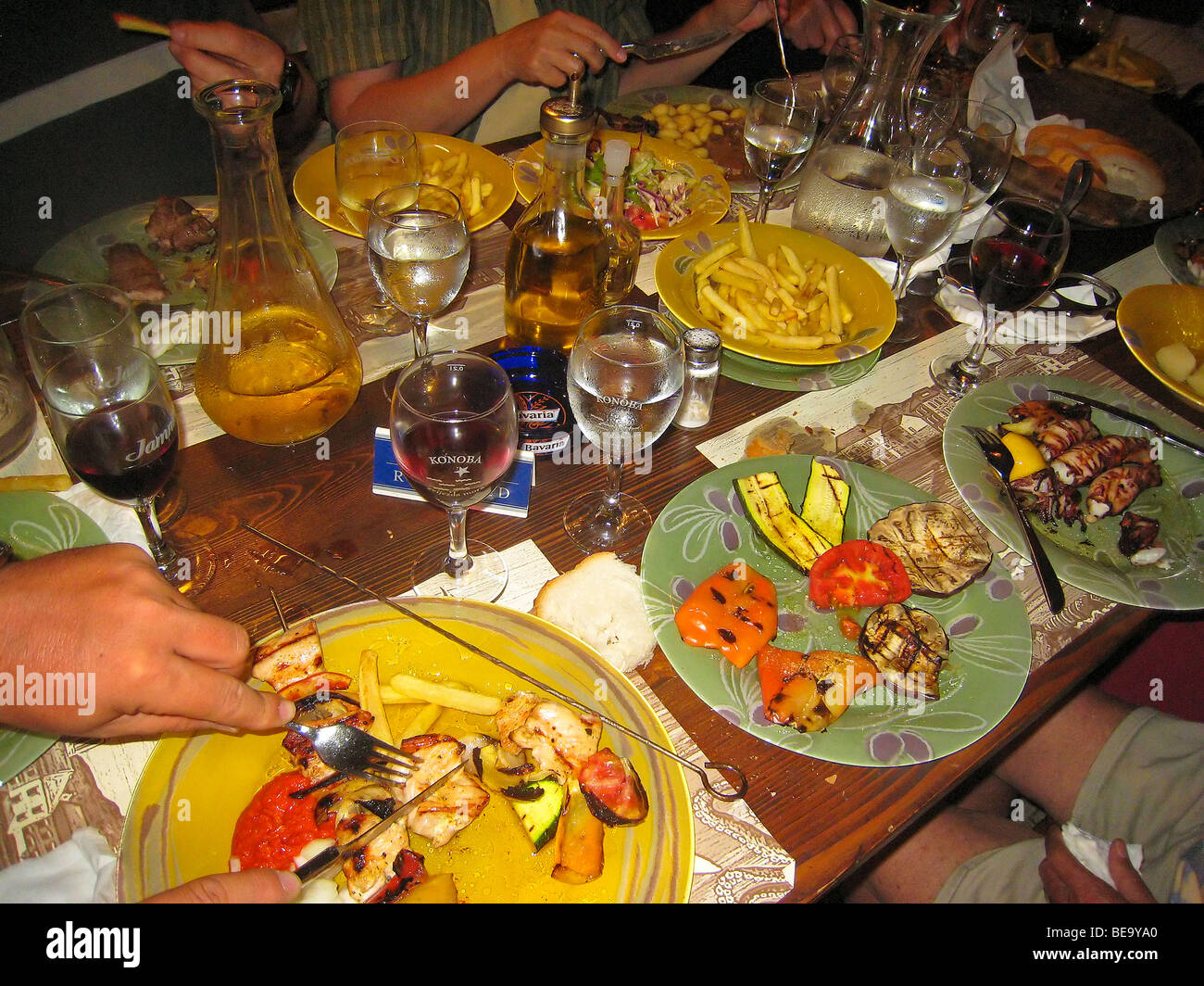 Croatia; Hrvartska; Kroatien, Hvar Island; Strai Grad, dinner at a ...
