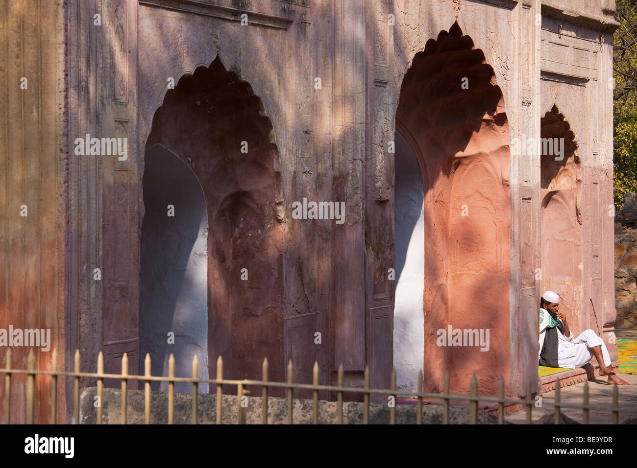 Muslim man at the mosque in Qutb Minar in Delhi India Stock Photo - Alamy