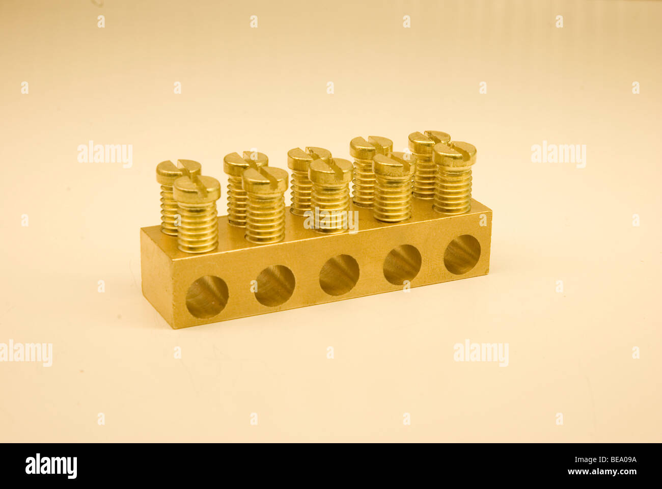 brass screw block Stock Photo - Alamy