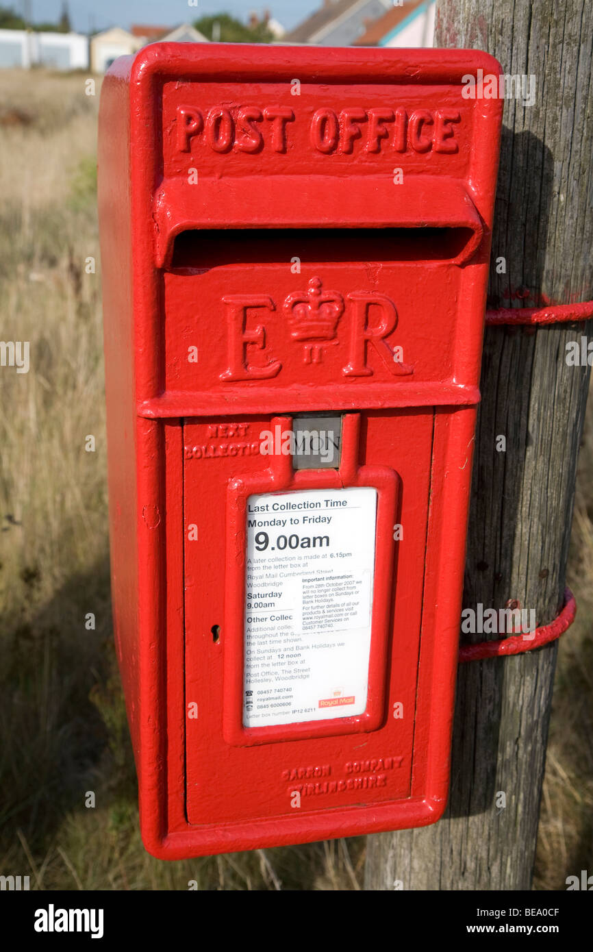 Red post box Stock Photo - Alamy