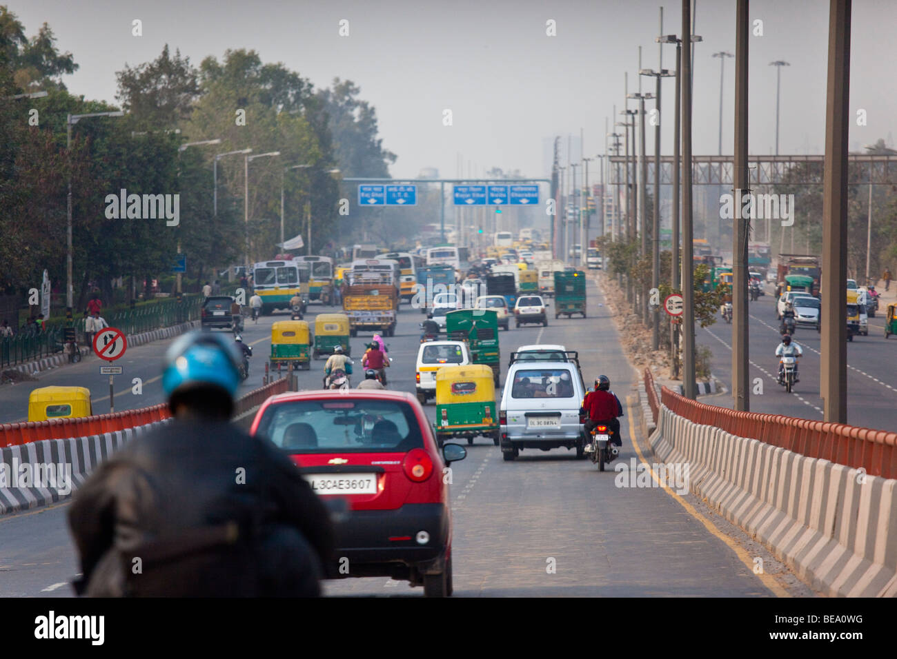 Highway in Delhi India Stock Photo - Alamy