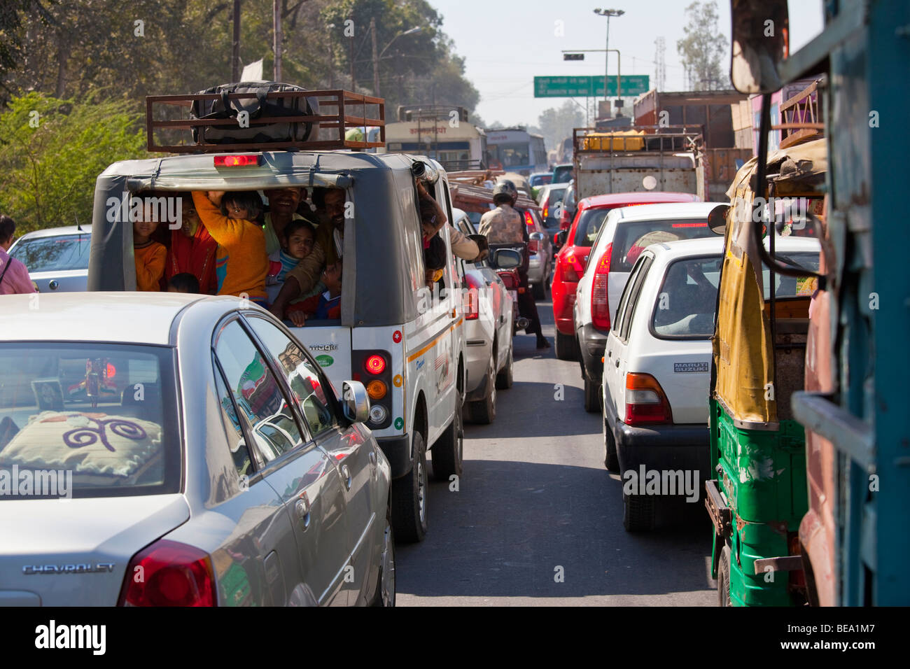 Highway in india hi-res stock photography and images - Alamy