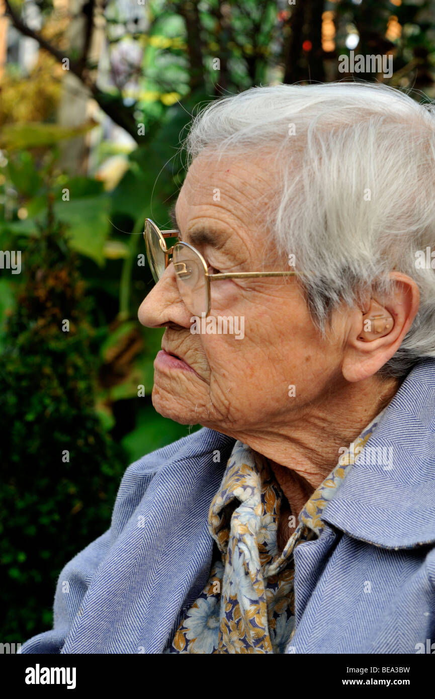 Portrait of angry elderly woman Stock Photo - Alamy