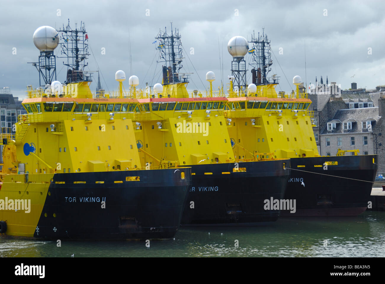 Oil rig supply boats, Aberdeen harbour, Scotland Stock Photo - Alamy