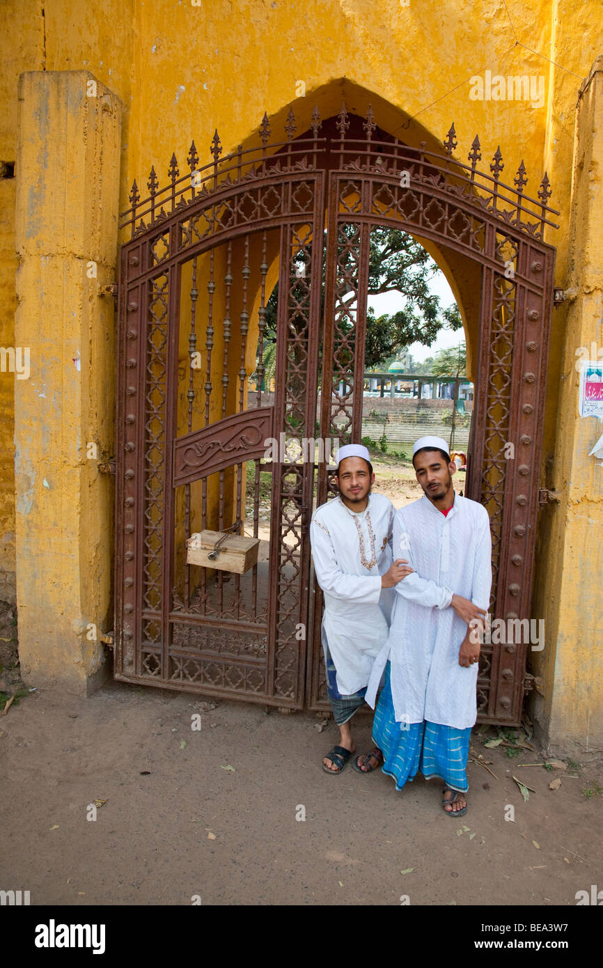 Young Muslim men at a madrasa in Pandua in Bengal State India Stock ...