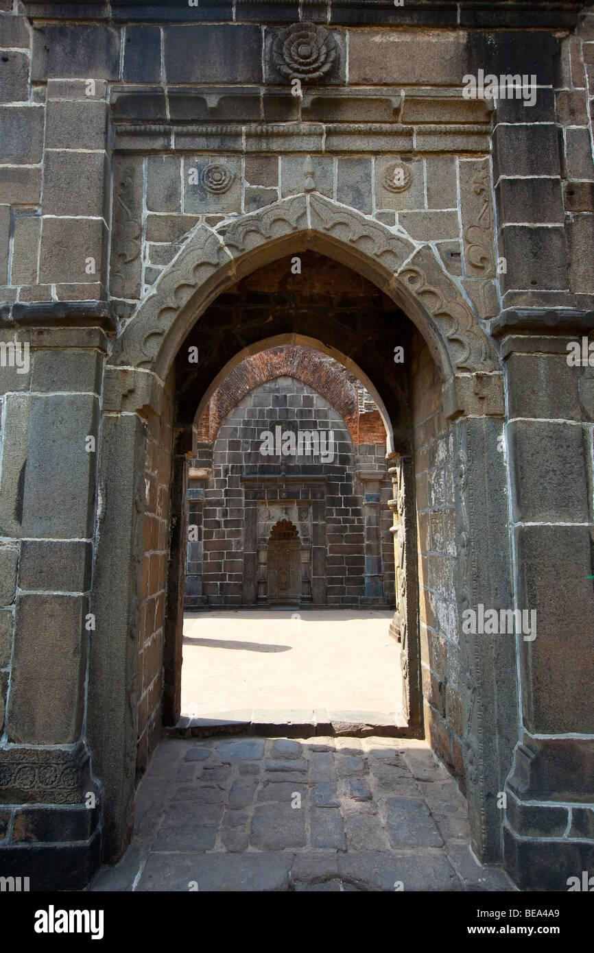 Qutub shahi mosque hi-res stock photography and images - Alamy