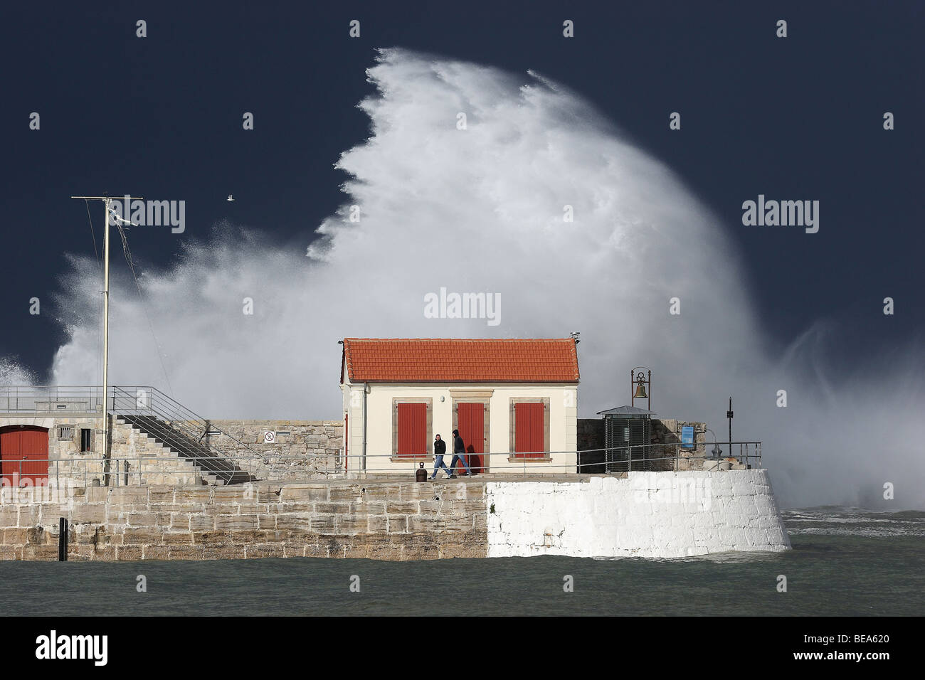 Ciboure (64): the marigraph of Socoa Stock Photo - Alamy