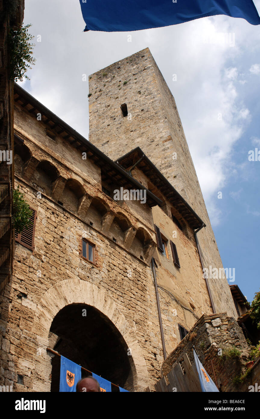 Arco Dei Becci, San Gimignano, Tuscany, Italy Stock Photo - Alamy