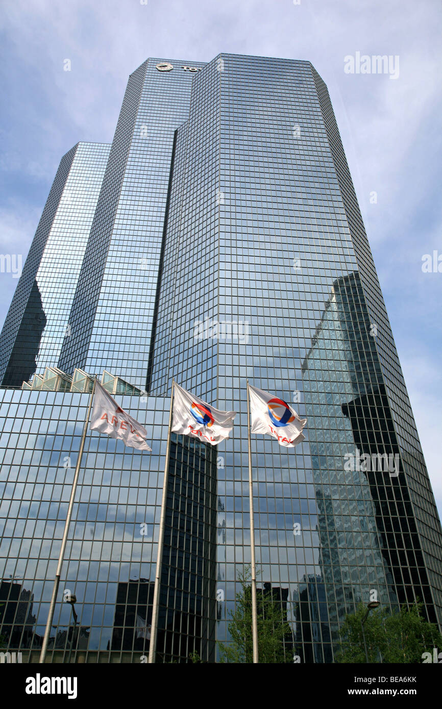 Paris (75): "Total" tower Stock Photo - Alamy