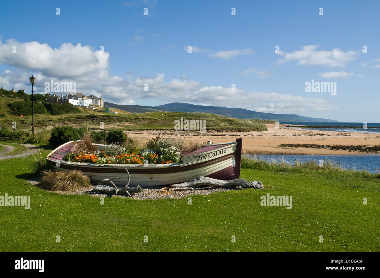 dh BRORA SUTHERLAND Decorative floral display boat Scotland highlands ...