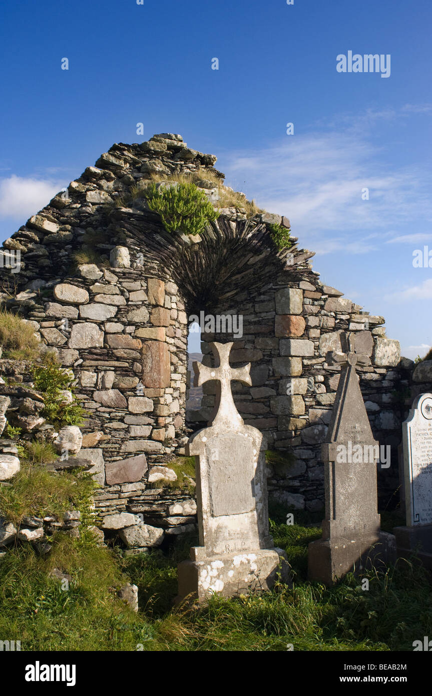 Irish grave hi-res stock photography and images - Alamy