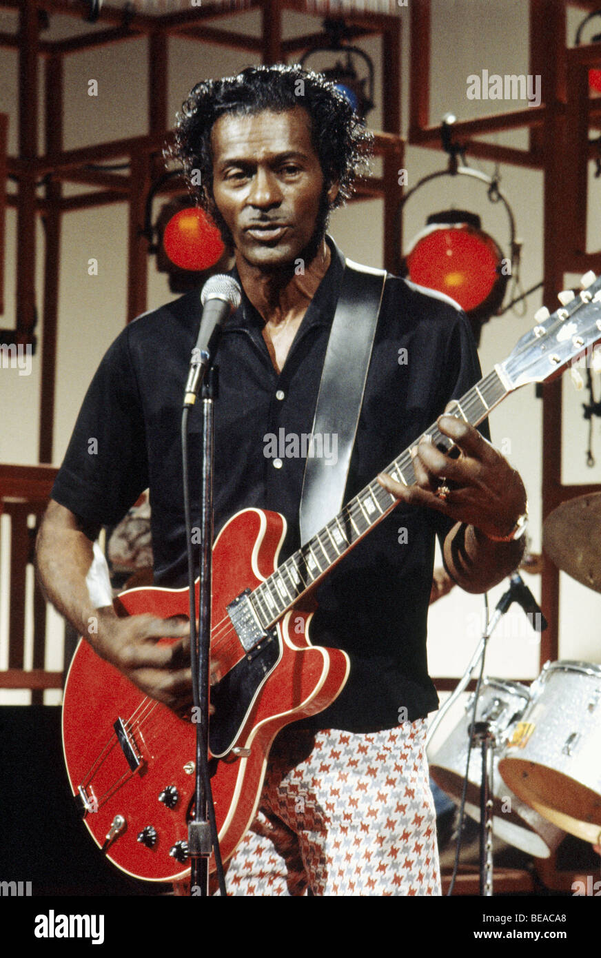 Chuck berry us rock musician hi-res stock photography and images - Alamy