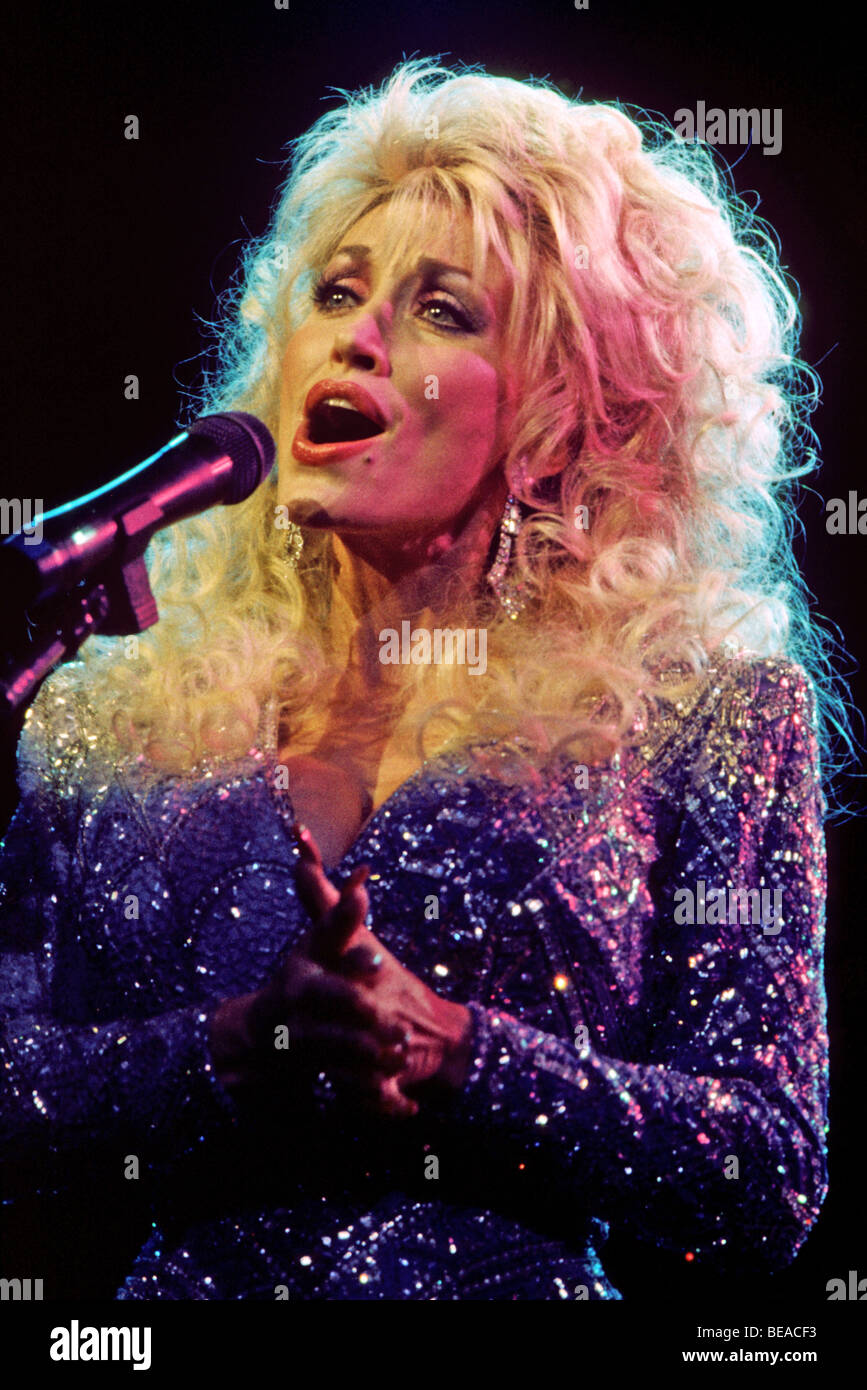 DOLLY PARTON - US Country musician Stock Photo - Alamy