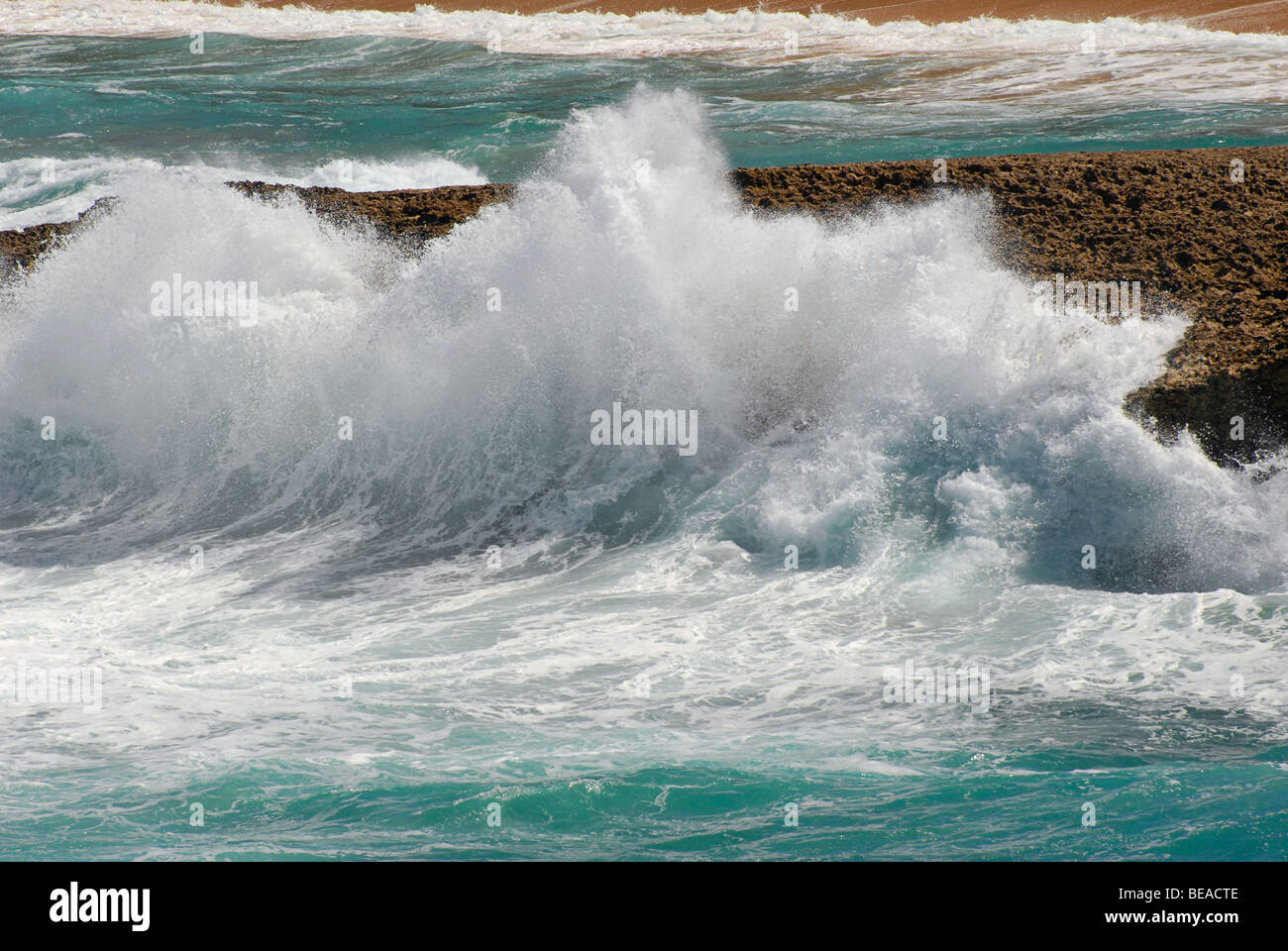 Treacherous ocean waves hi-res stock photography and images - Alamy