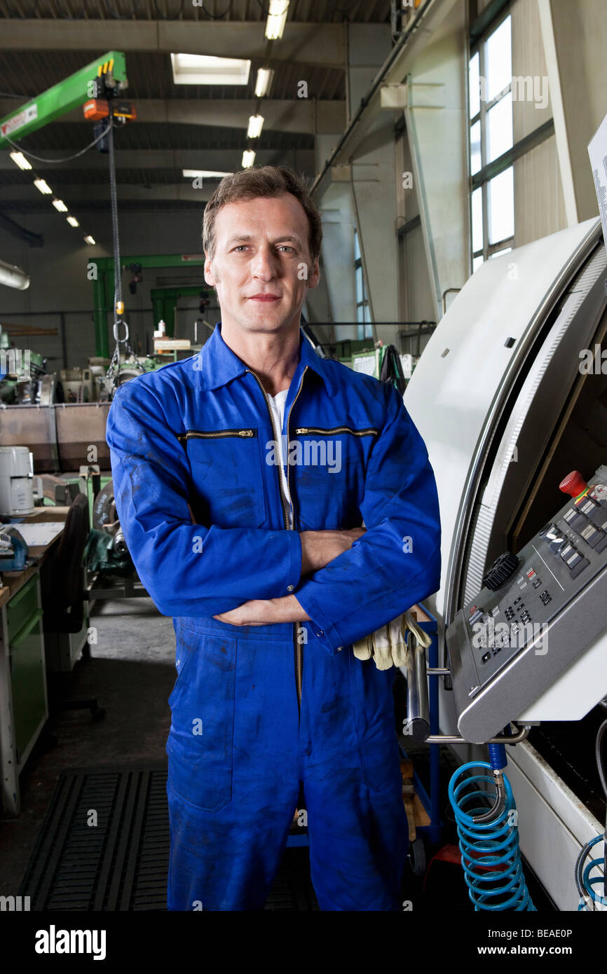 Portrait of a factory worker Stock Photo - Alamy