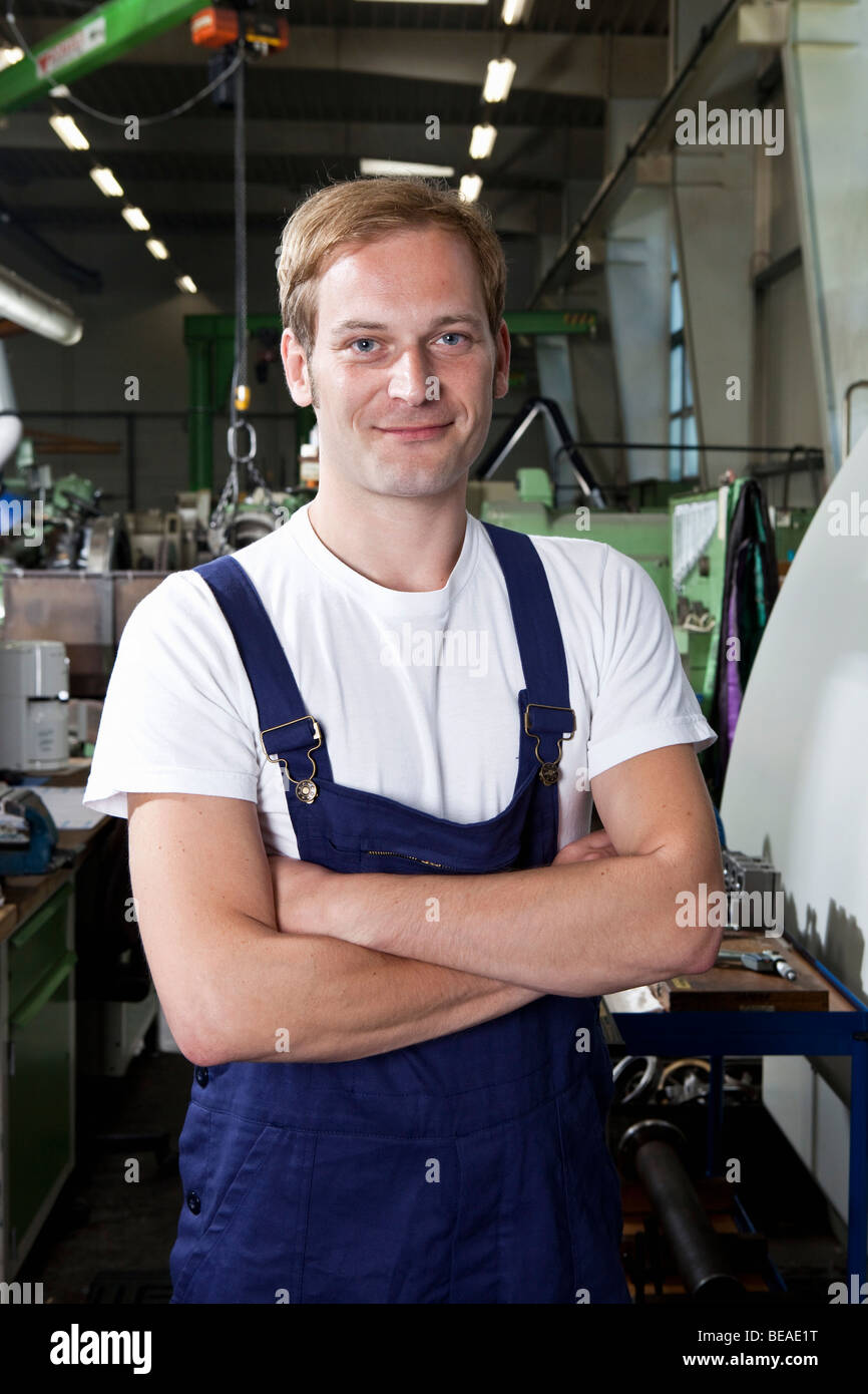 Portrait Of A Factory Worker Stock Photo Alamy portrait-of-a-factory-worker-stock-photo-alamy