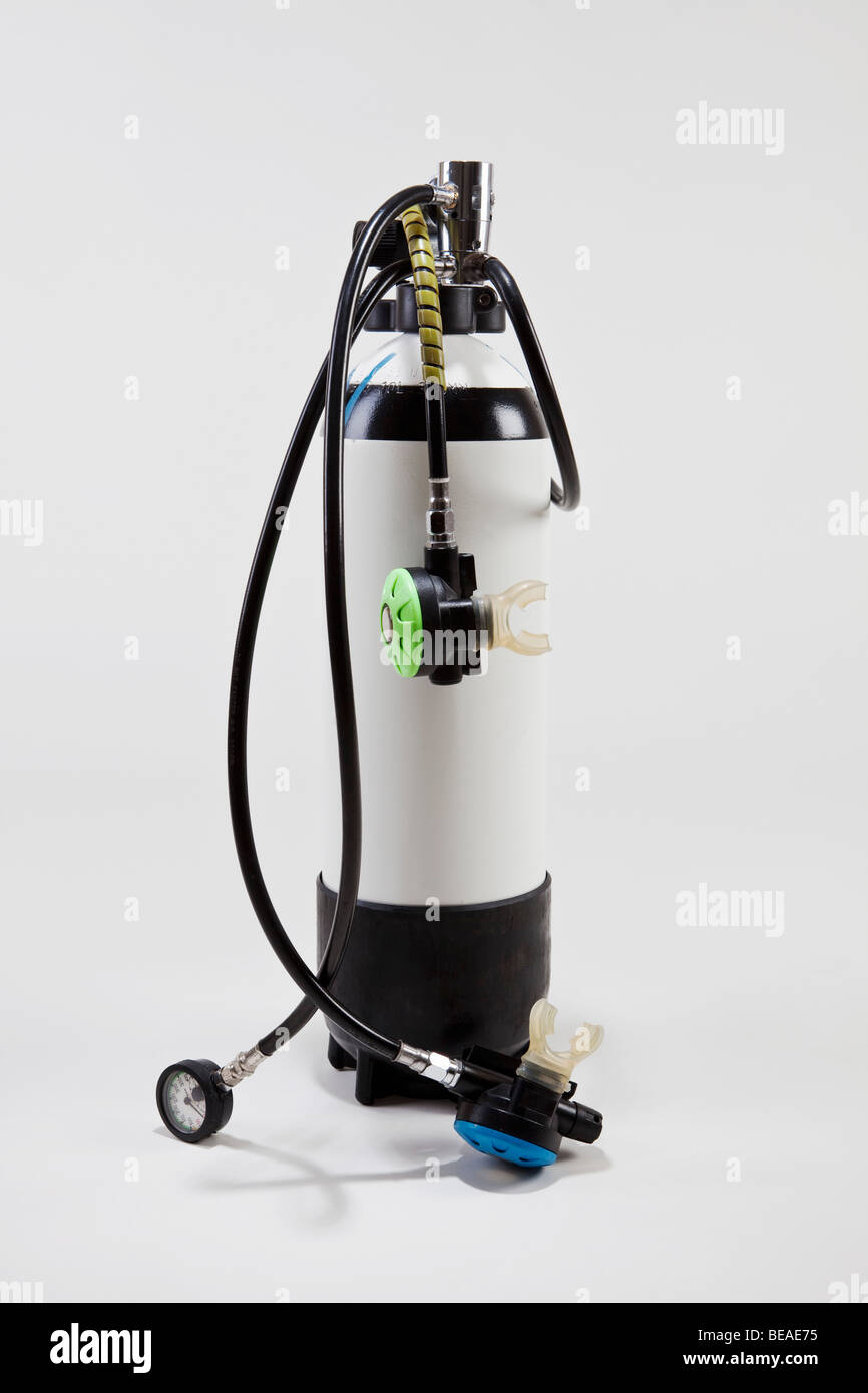 Oxygen tank hi-res stock photography and images - Alamy