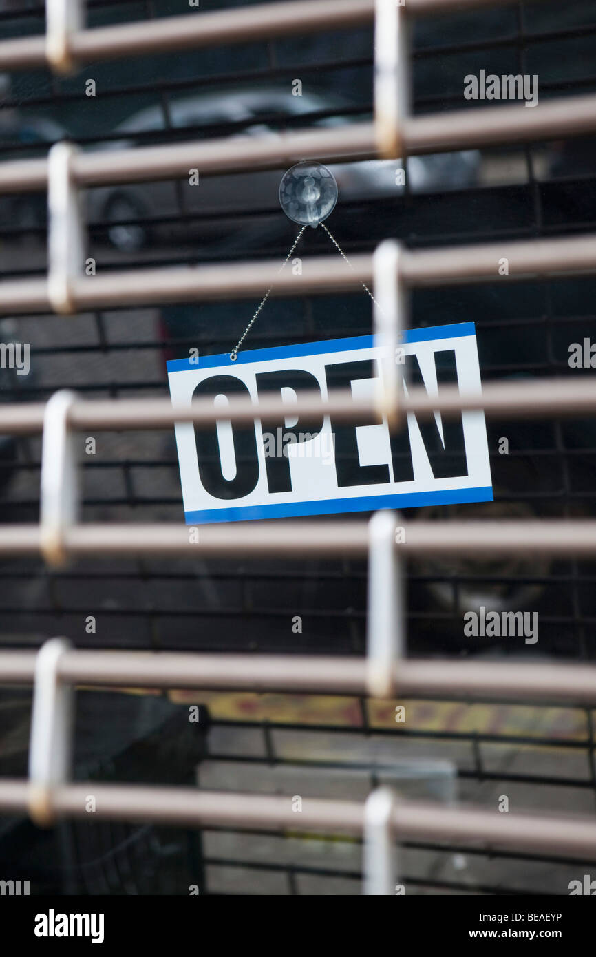 Closed shop hi-res stock photography and images - Alamy
