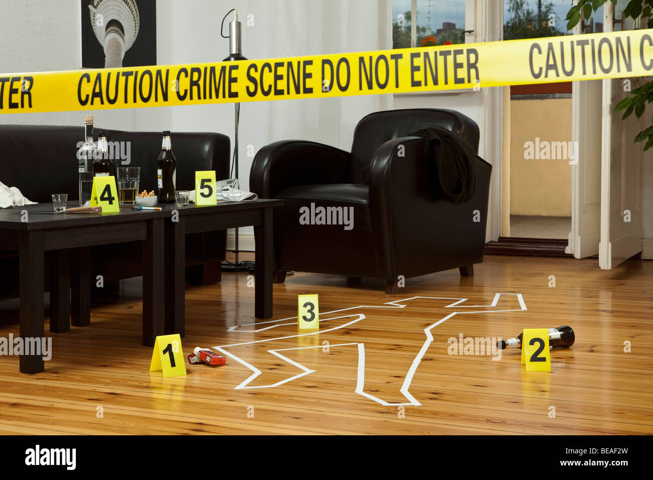 Crime scene victim outline hi-res stock photography and images - Alamy