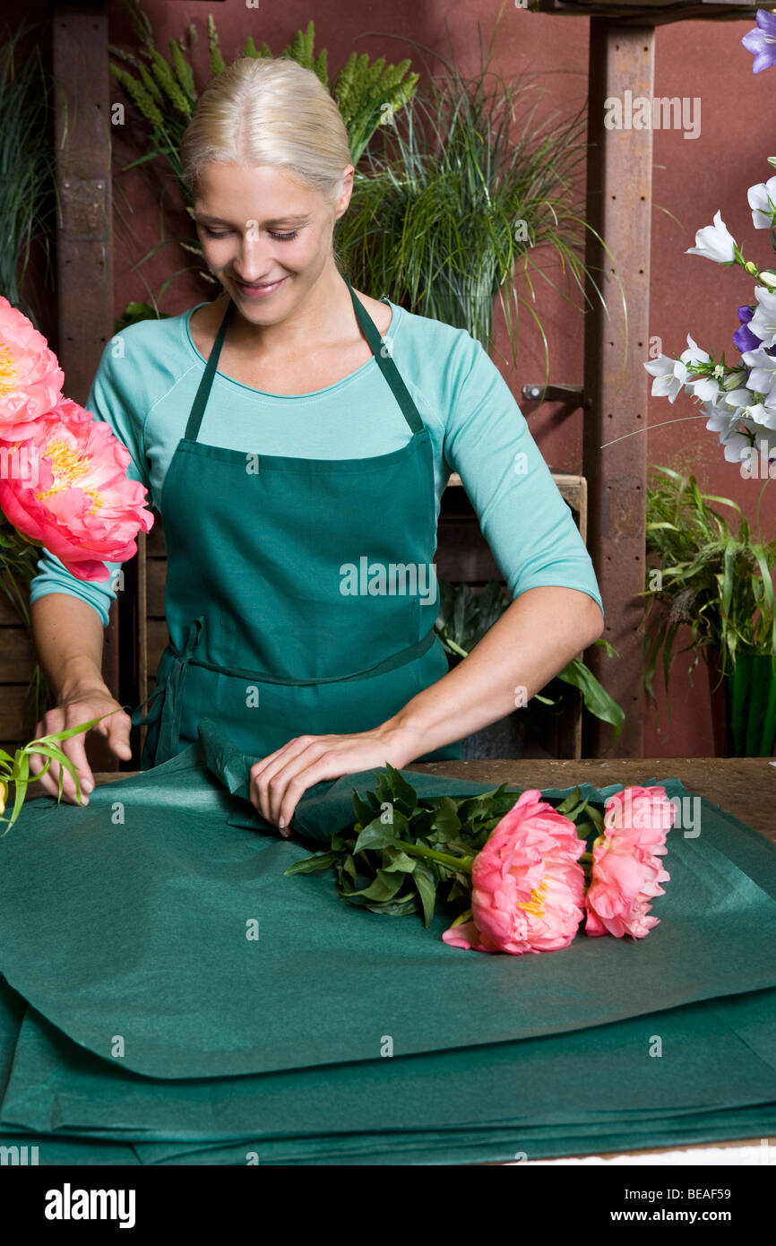 Wrapping up a day hi-res stock photography and images - Alamy