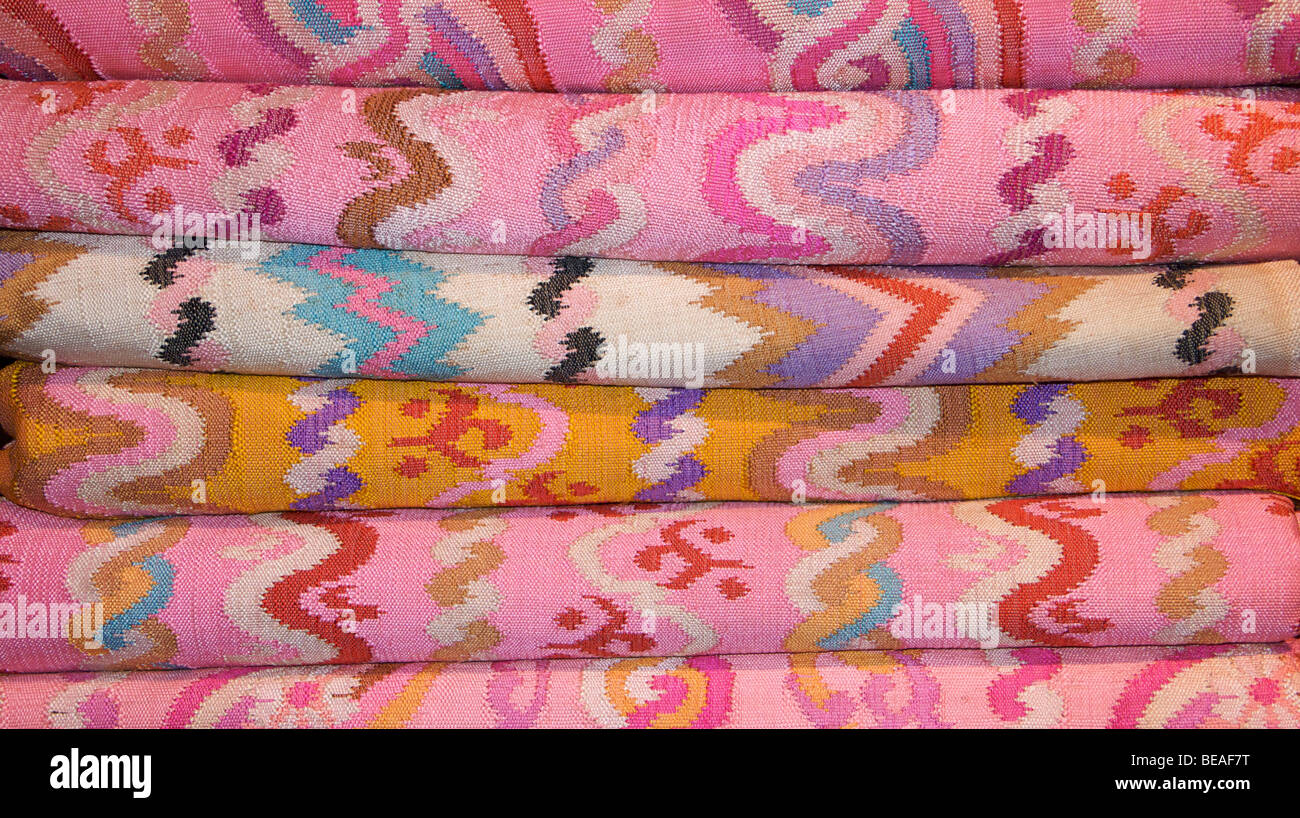 Tapestry woven silk luntaya. Burmese skirt cloth. Burma Stock Photo - Alamy