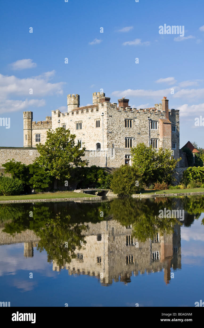 Leeds castle hi-res stock photography and images - Alamy