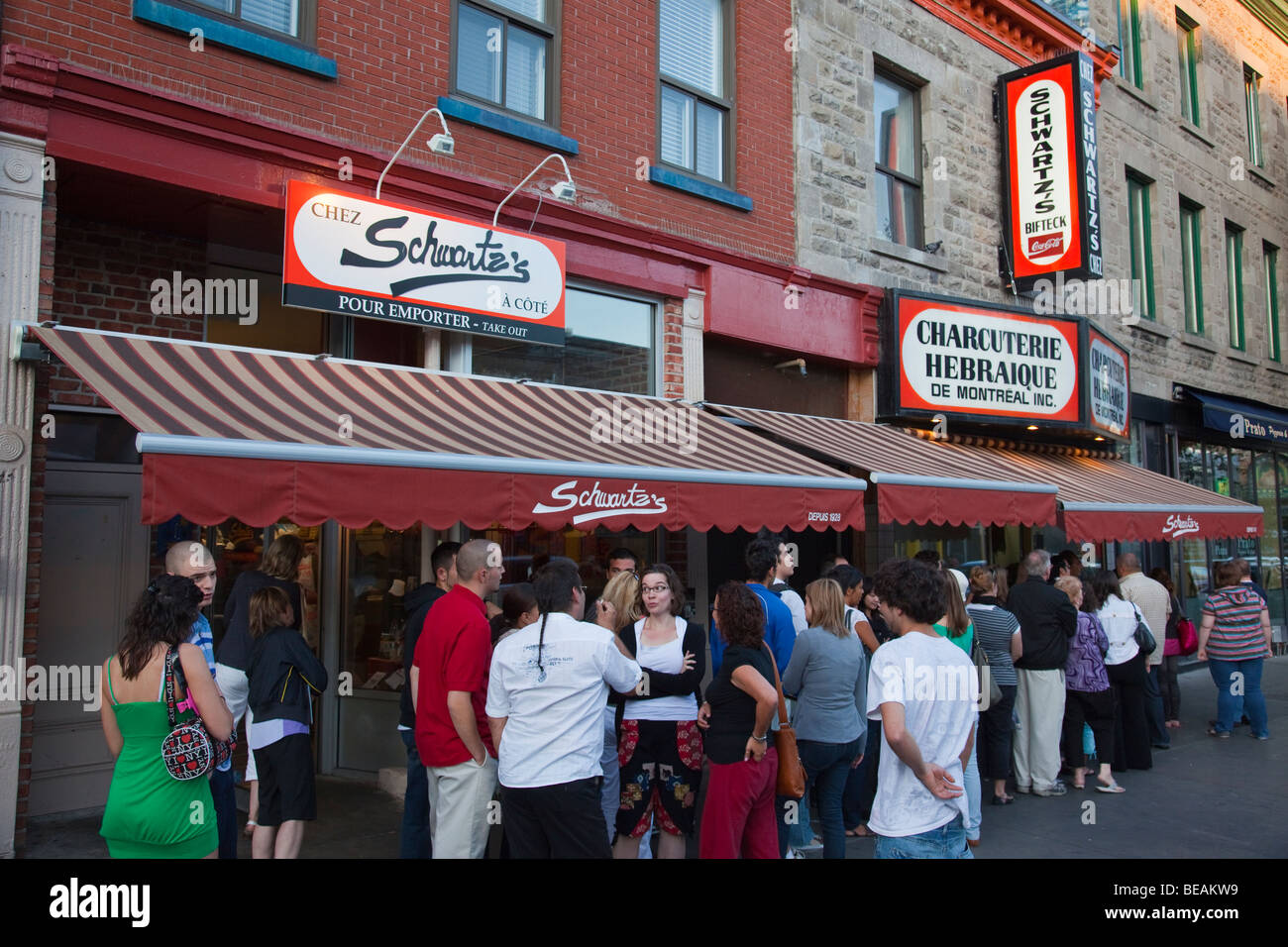 Schwartz's deli montreal hi-res stock photography and images - Alamy