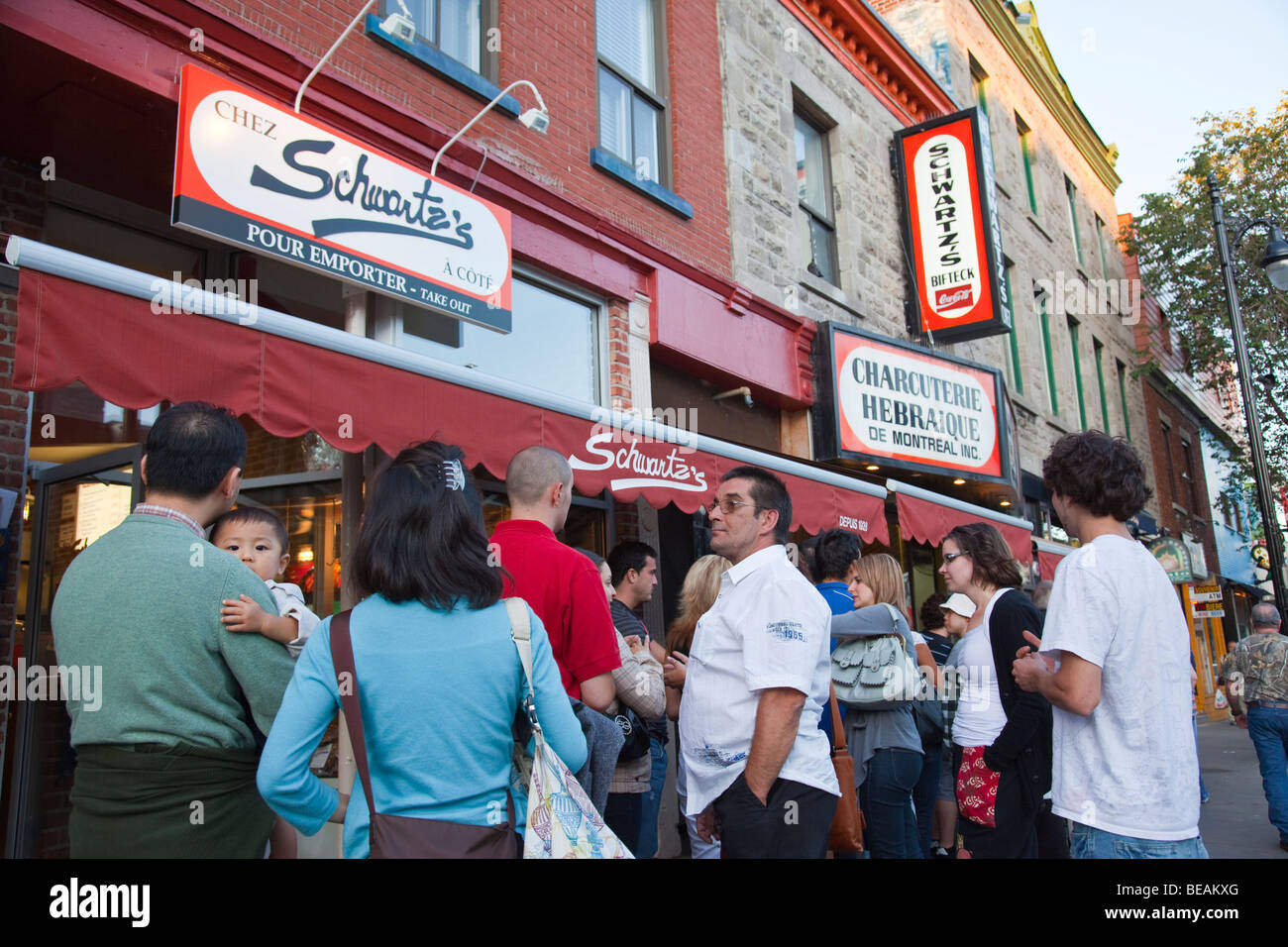 Schwartzs restaurant hi-res stock photography and images - Alamy