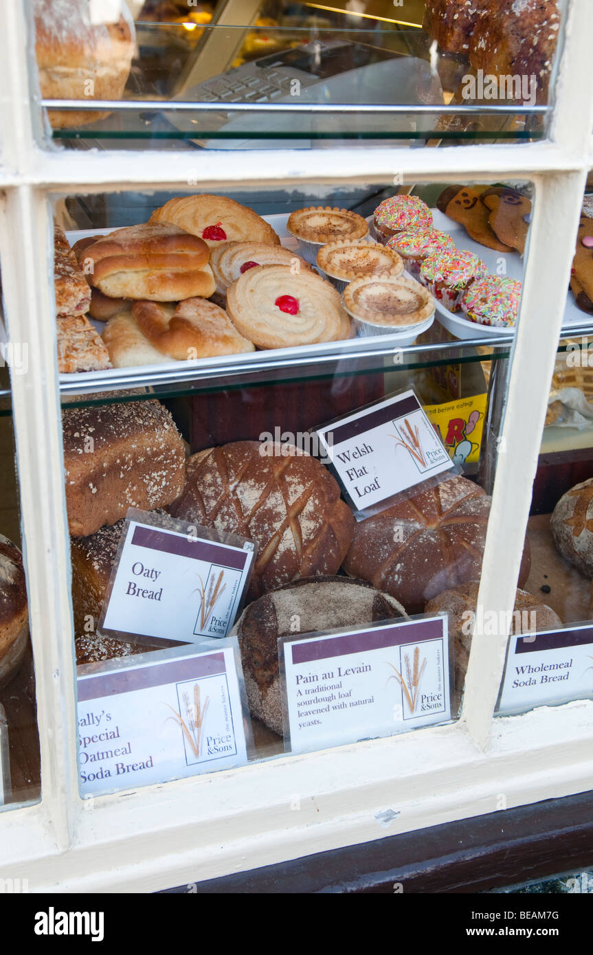 Bakers window hi-res stock photography and images - Alamy